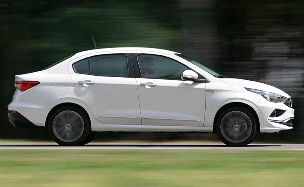 Fiat Cronos Precision 1.8 MT Test Drive