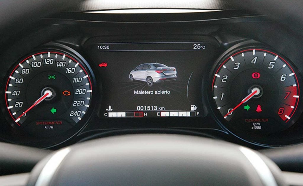 Test Drive Fiat Cronos Precision 1.8 MT | Revista Auto Test Digital