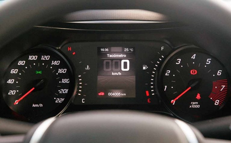 Fiat Cronos Drive 1.3 MT Test Drive