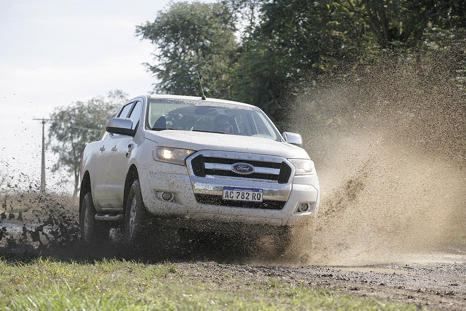 Ford Ranger XLT 2.5 MT