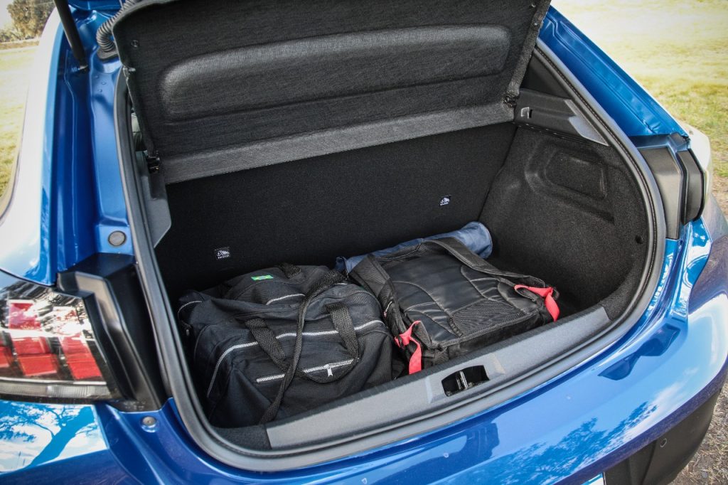 Peugeot 208 Feline: Habitabilidad