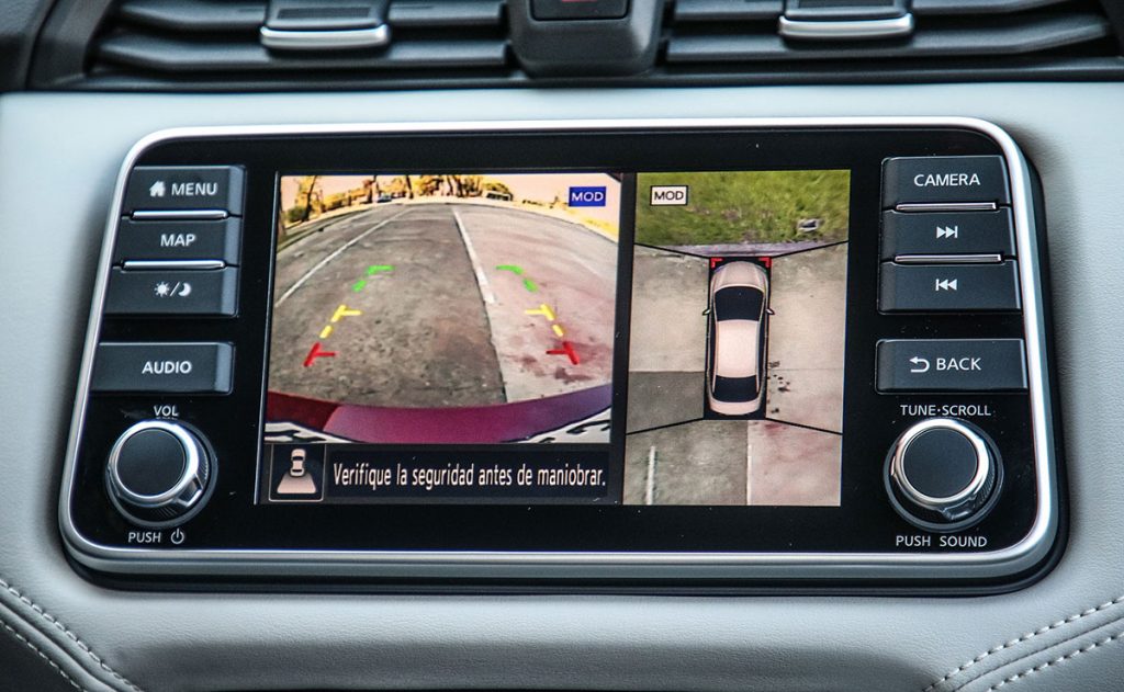 Nissan Versa, ¿es el más equipado de los sedanes chicos?