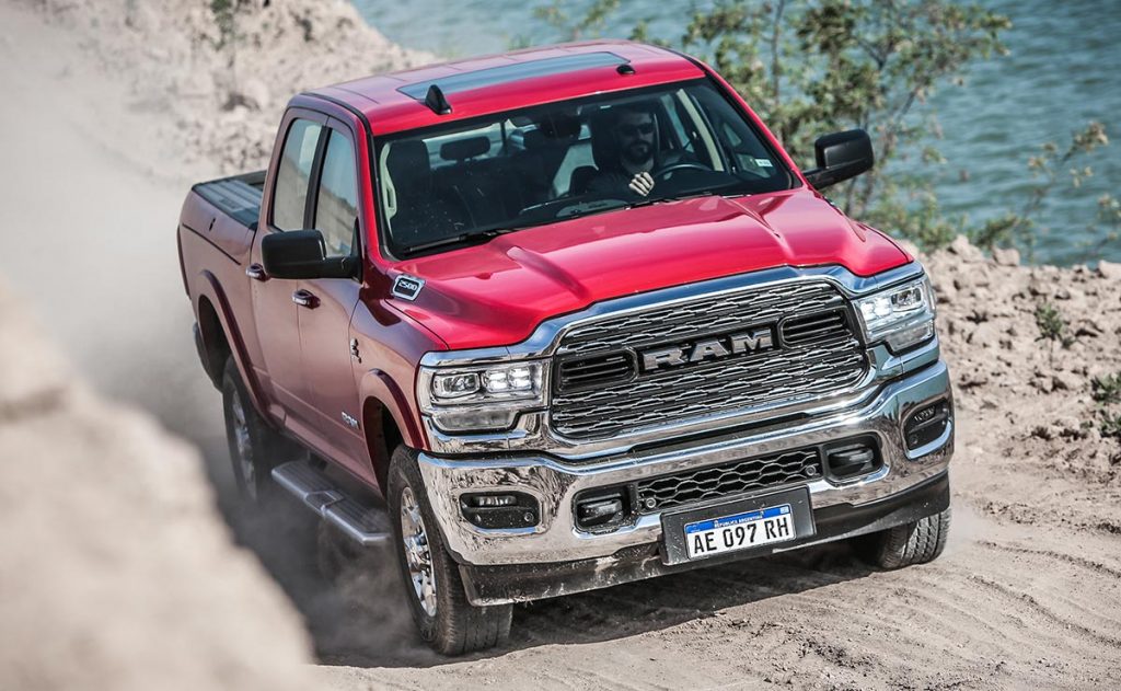 RAM 2500 ¿Cuánto gasta la pick up full size que compite con la F-150?