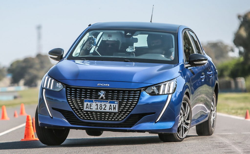 Peugeot 208 Feline: Comportamiento