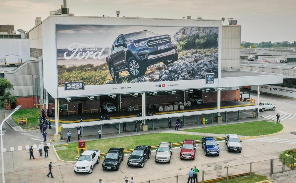 Ford rediseñará su red de concesionarios en Argentina