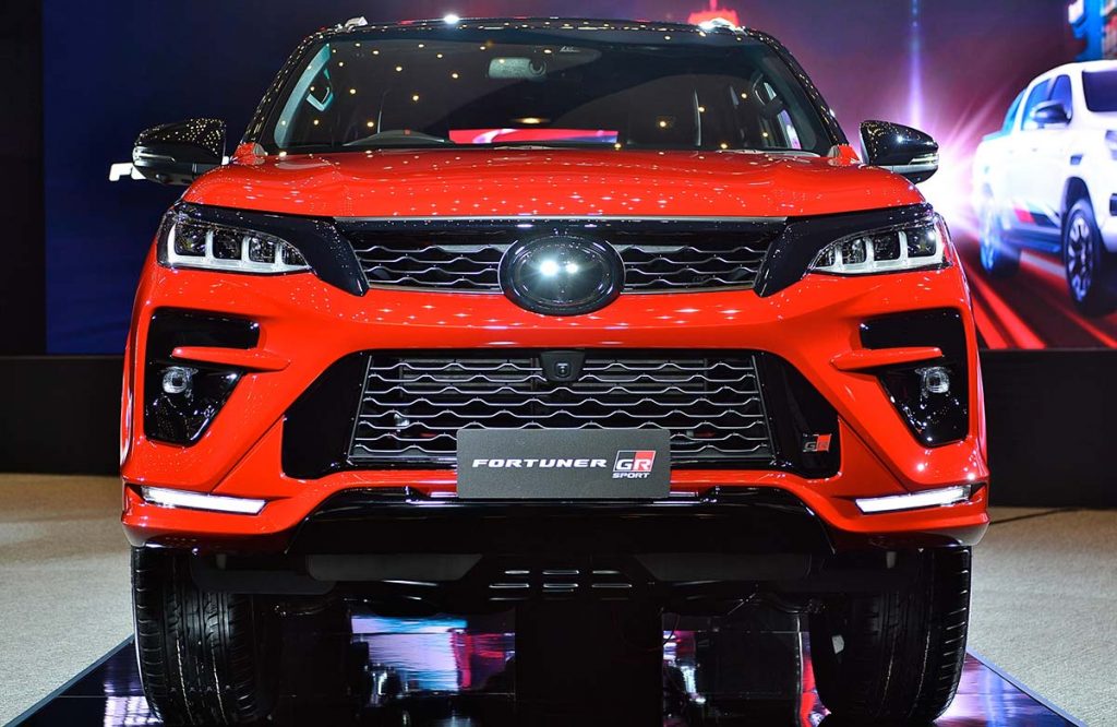 No solo Hilux: Toyota presentó la SW4 GR Sport, ¿llegará a la Argentina ...
