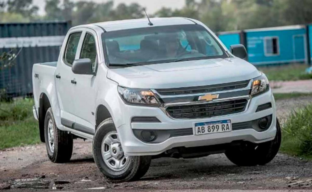 Cuál es la pick up mediana base más segura del mercado