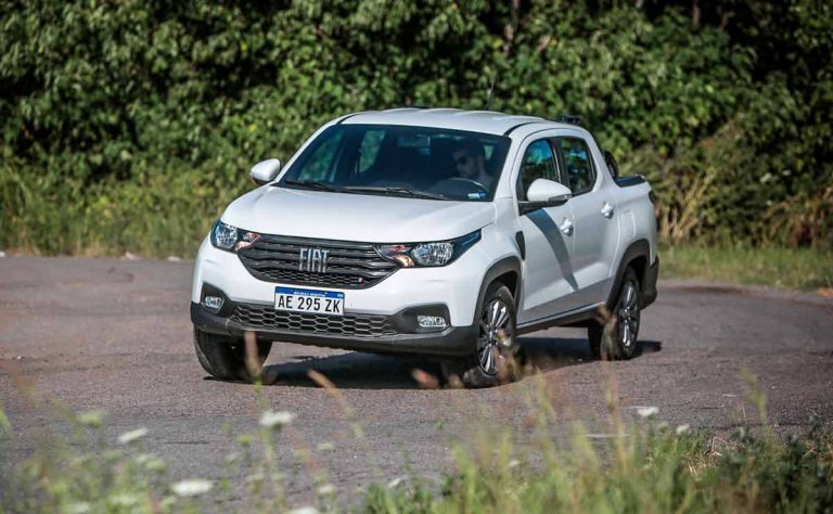 Test Drive Fiat Strada Freedom | Auto Test