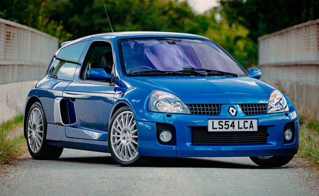 Renault Clio V6: sale a la venta una de las versiones más icónicas ...