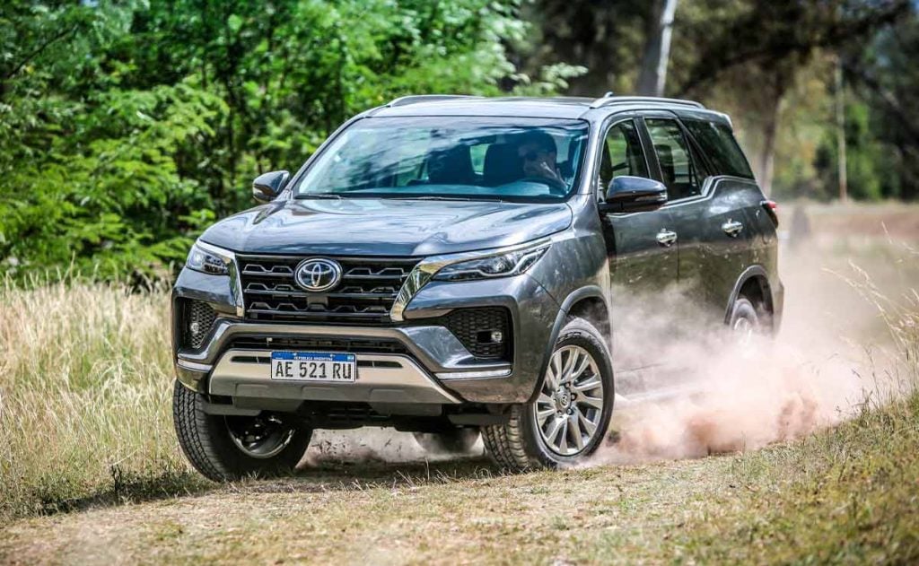 Toyota SW4 SRX 4x4 Test Drive