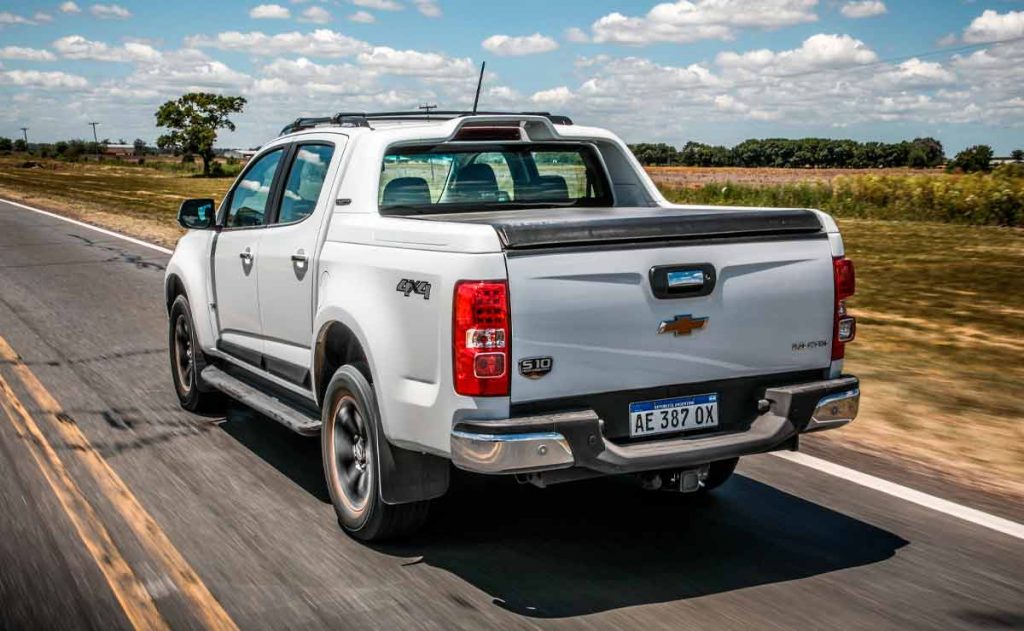 Test Drive Chevrolet S10 High Country 4x4 | Auto Test