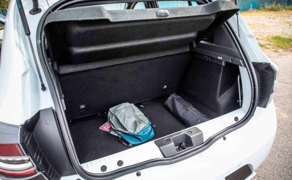 Test Drive Renault Sandero RS | Auto Test