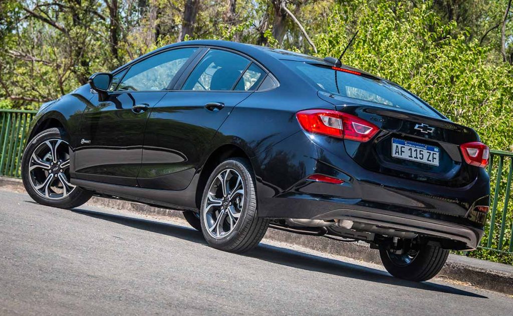 Chevrolet presentó los nuevos Cruze RS y Midnight en Argentina: precios ...