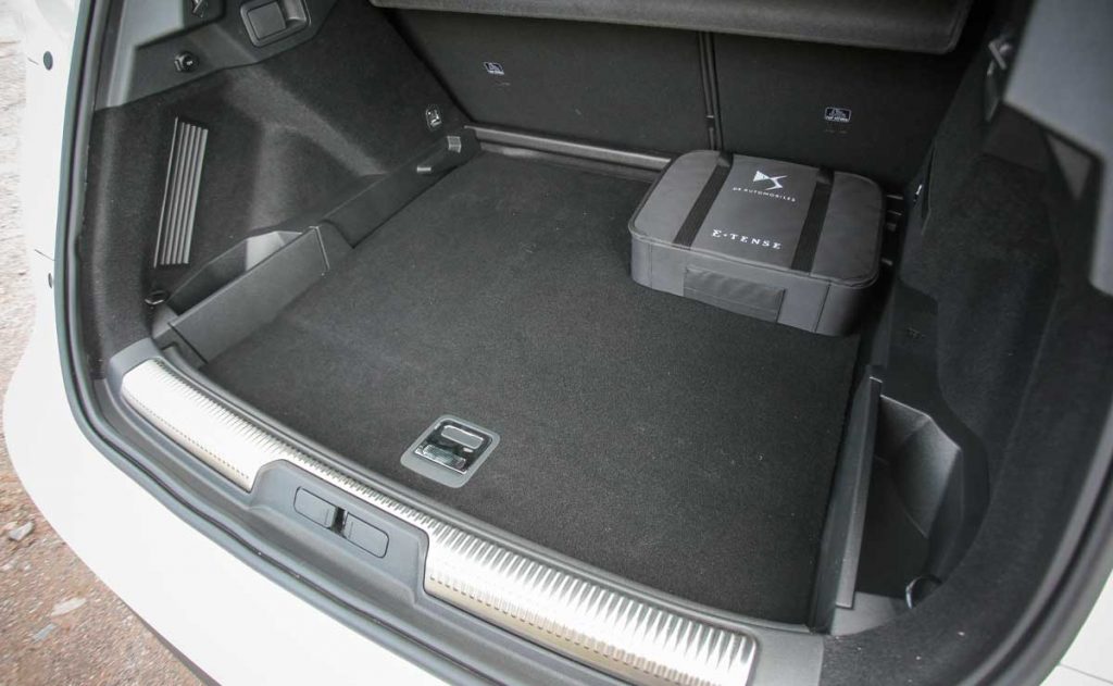 Test Drive DS 7 Crossback E-Tense 4x4 | Revista Auto Test Digital