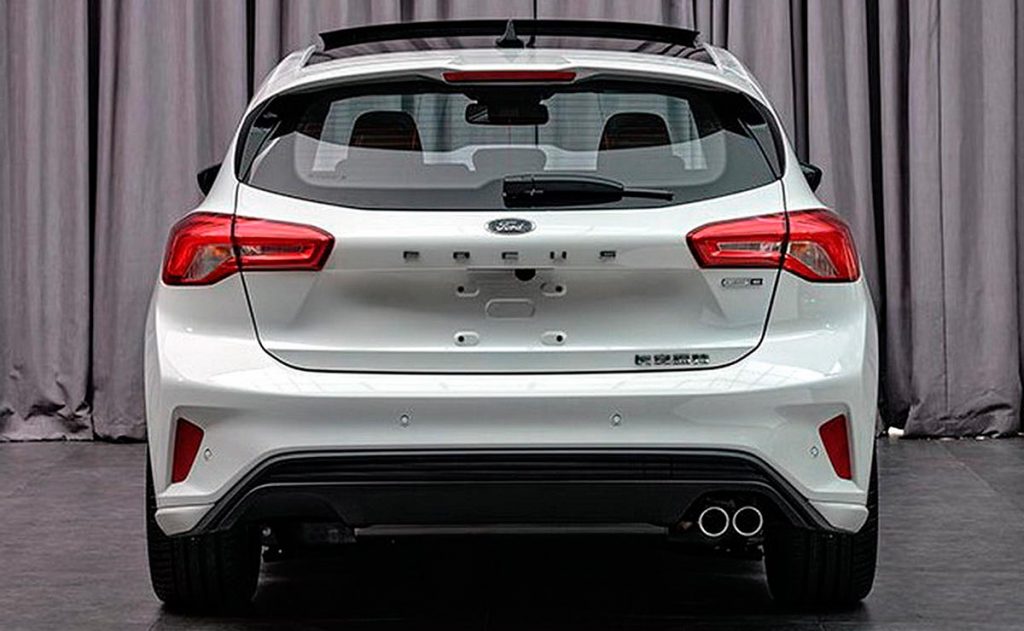 Ford Focus 2023: primeras imágenes del rediseño del mediano | Auto Test