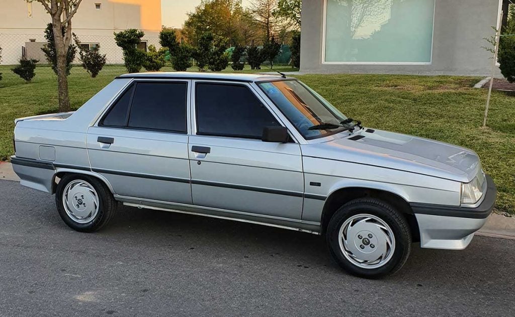 Un Renault 9 con una historia particular: estuvo parado más de 20 años ...