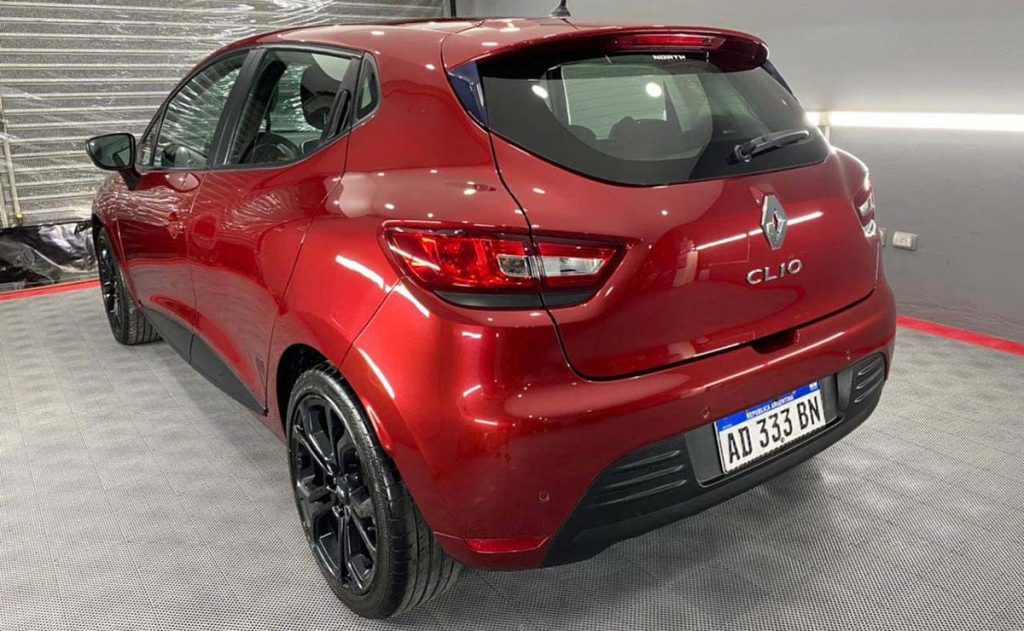 Renault Clio IV: la curiosa historia de una de las pocas unidades en ...