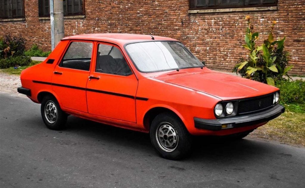 La historia del Renault 12 0 kilómetro que estuvo parado más de 30 años ...