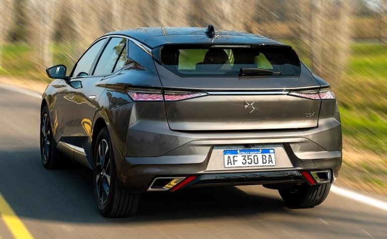 Se presentó el nuevo DS 4 en Argentina: precio, versiones y ...