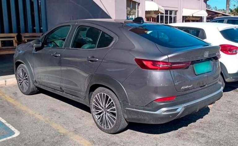 Fiat Fastback: ¿cómo es el consumo del crossover basado en el Pulse ...