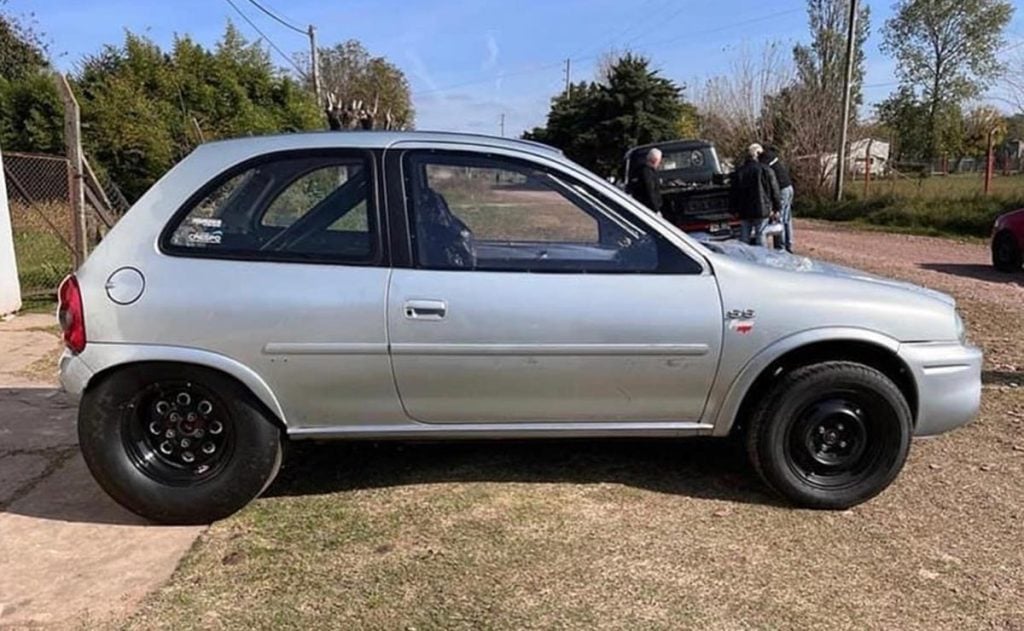 La historia del Chevrolet Corsa ¿más potente de Argentina? Motor V8 y ...