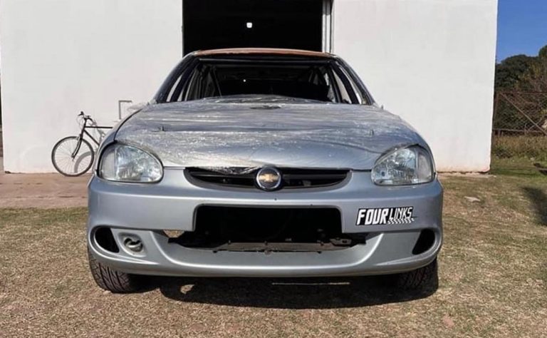 La historia del Chevrolet Corsa ¿más potente de Argentina? Motor V8 y ...