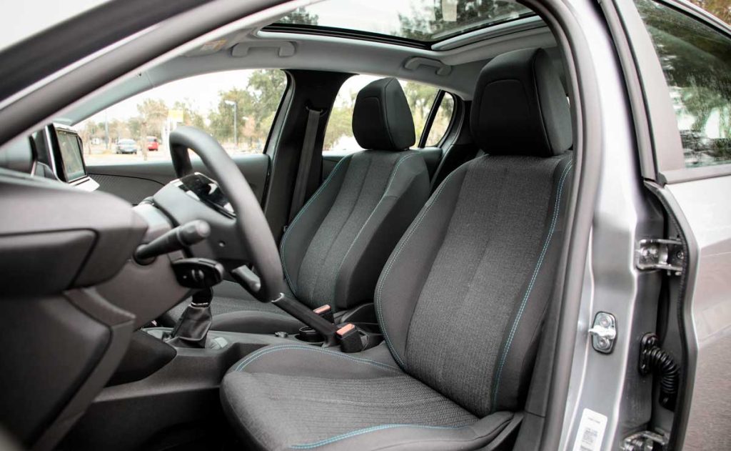 Test Drive Peugeot 208 Style | Auto Test