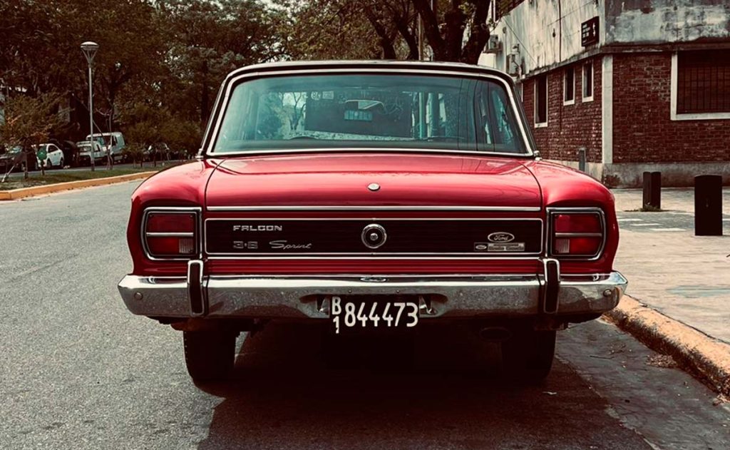 La increíble historia del Ford Falcon Sprint que estuvo guardado 32 ...