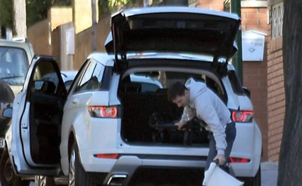 Lionel Messi y su increíble colección de autos y camionetas de lujo ...