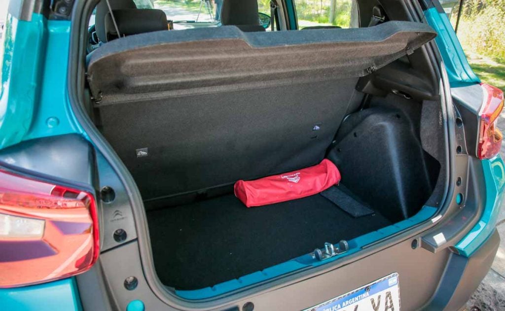 Test Drive Citroën C3 Feel Pack 1.6 AT | Auto Test