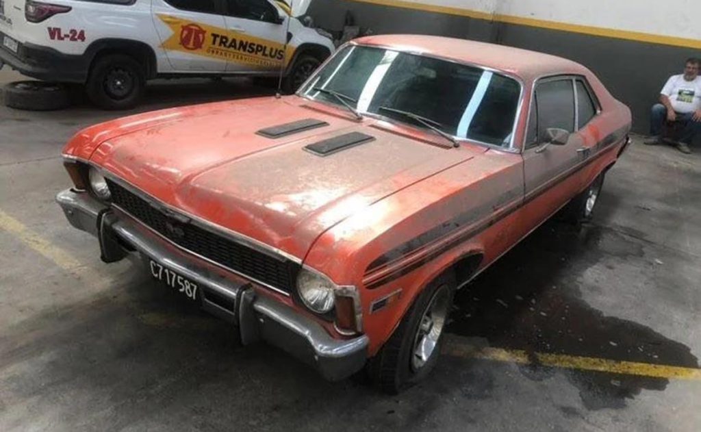 40 años acumulando polvo: la curiosa historia de una Coupé Chevy Serie ...
