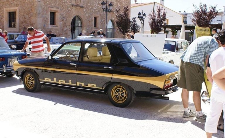 La particular historia del Renault 12 Alpine que nació en Argentina ...