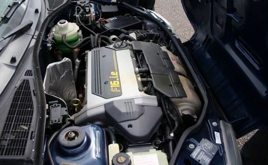 La particular historia del primer Renault Clio Williams y un odómetro ...