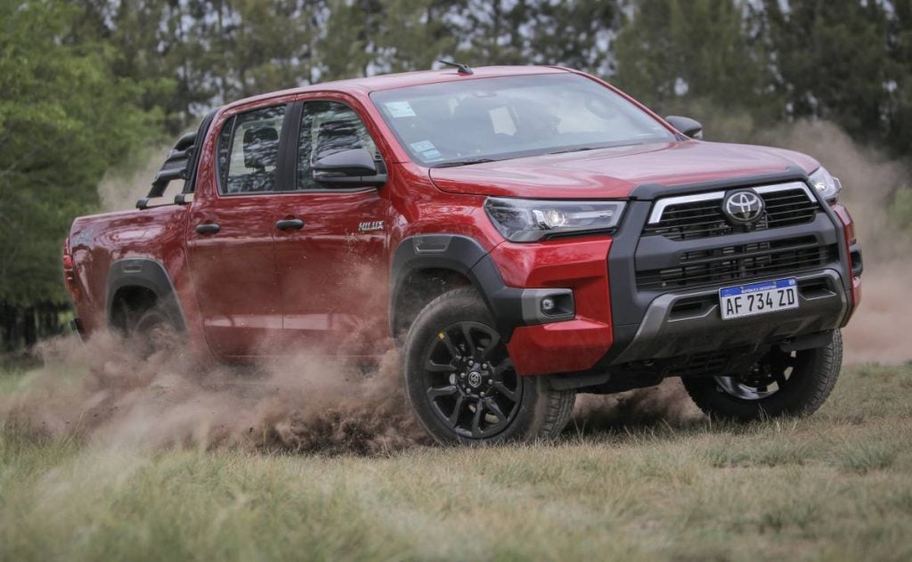 Duelo de pick ups: Toyota Hilux vs Nissan Frontier, ¿cuál es mejor?