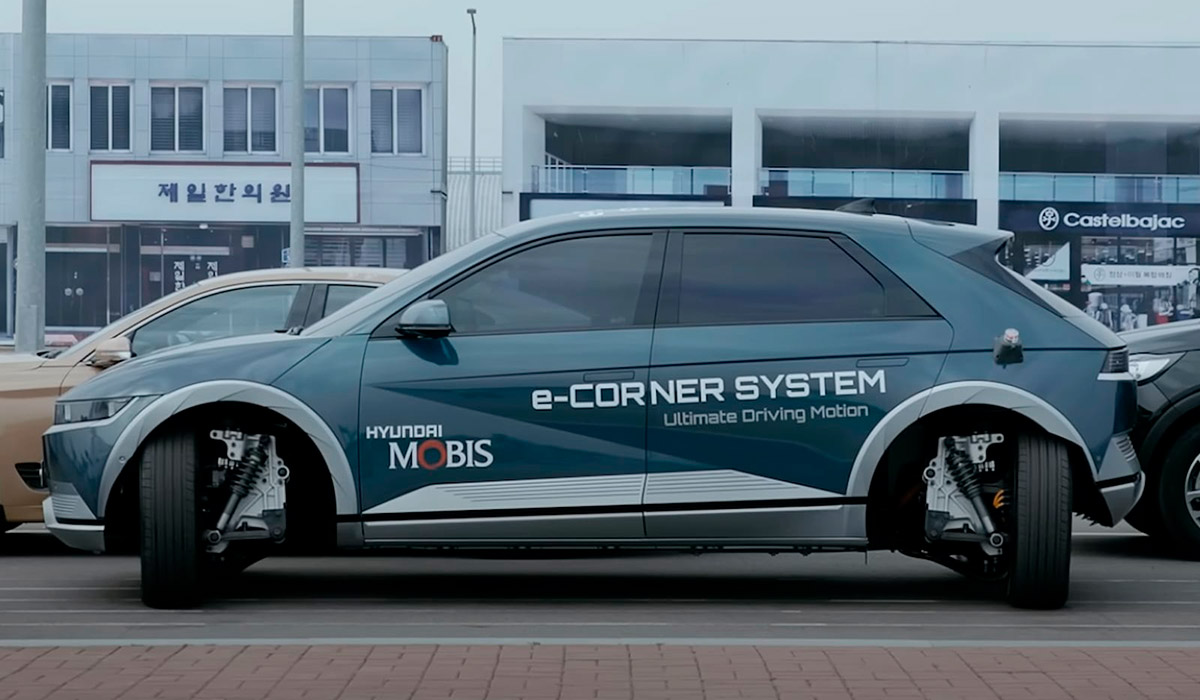 El auto que puede girar sus ruedas 90 grados para estacionar sin ...