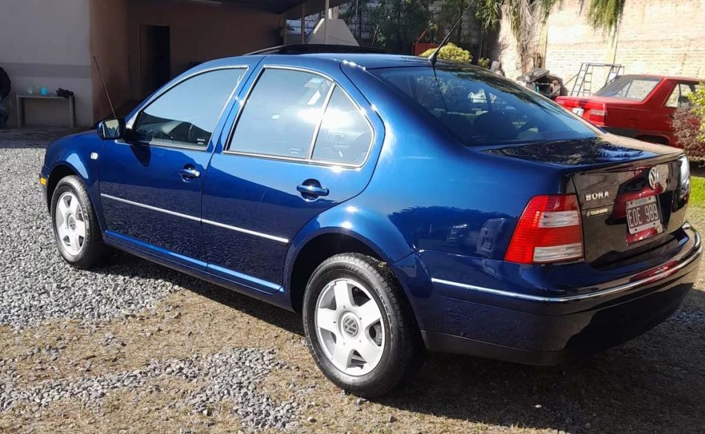 ¡Impecable! Acá está el mejor Volkswagen Bora usado: menos de 15.000 km ...