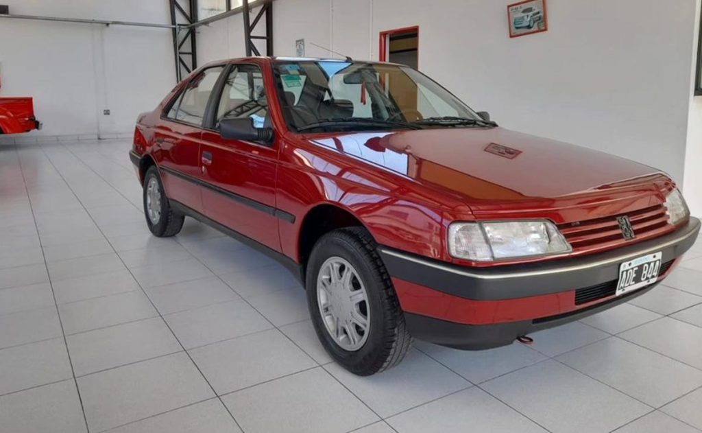 El sedán de Peugeot que conquistó el mercado hace 30 años: te mostramos ...
