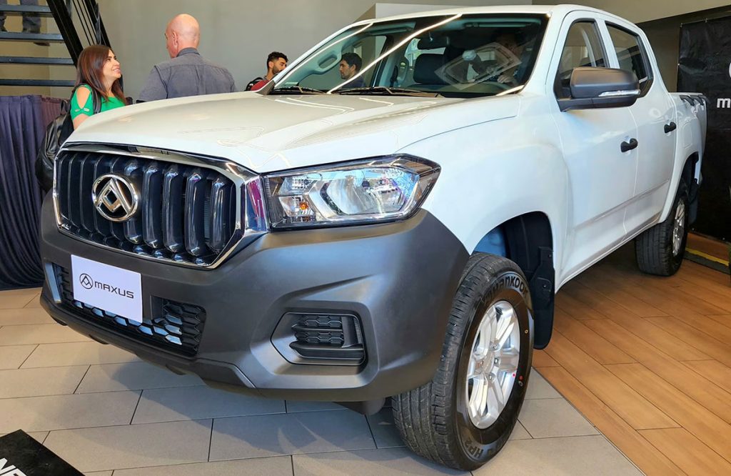 Así es la pick up base que resigna equipamiento pero con un precio barato