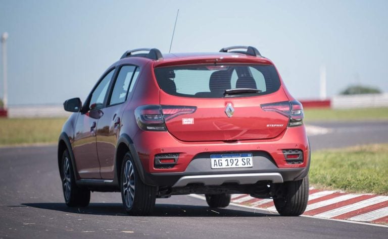 Renault Stepway Intens CVT Test Drive