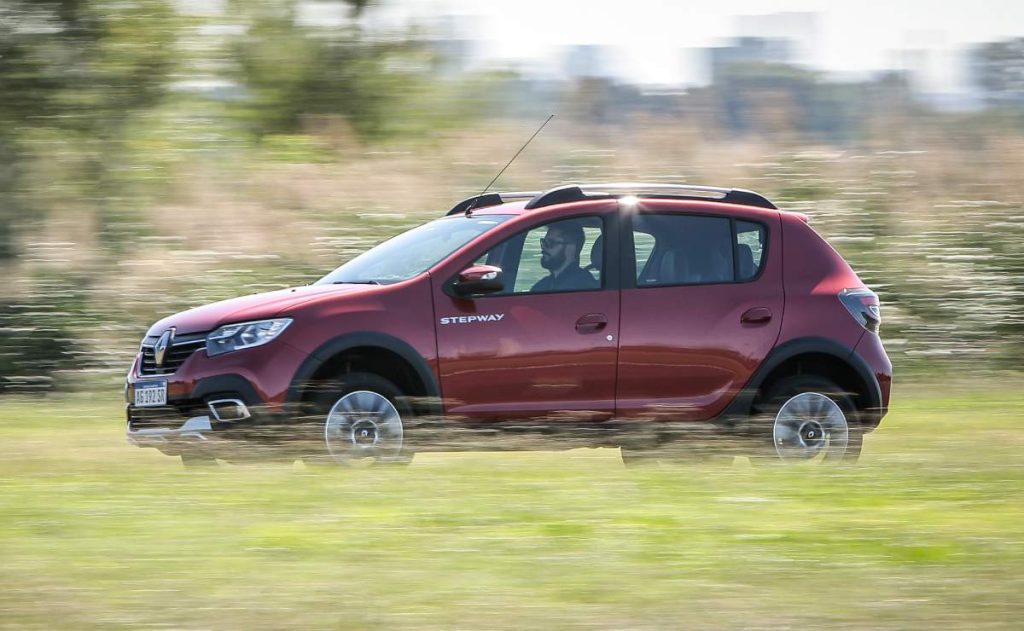 Renault Stepway Intens CVT Test Drive