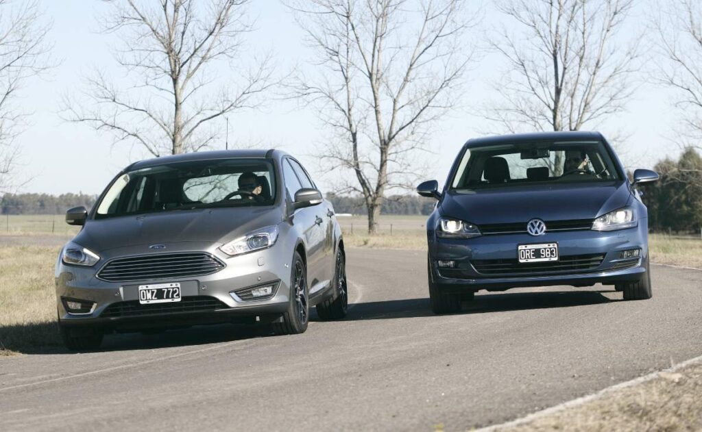 Así probábamos el último Ford Focus contra su principal rival: ¿cuál ...