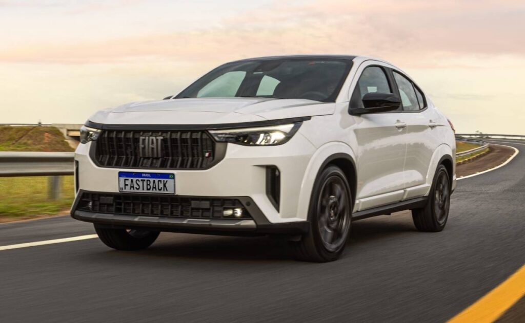 El nuevo Fiat Fastback ya tiene precios: el SUV estrena cambios ...