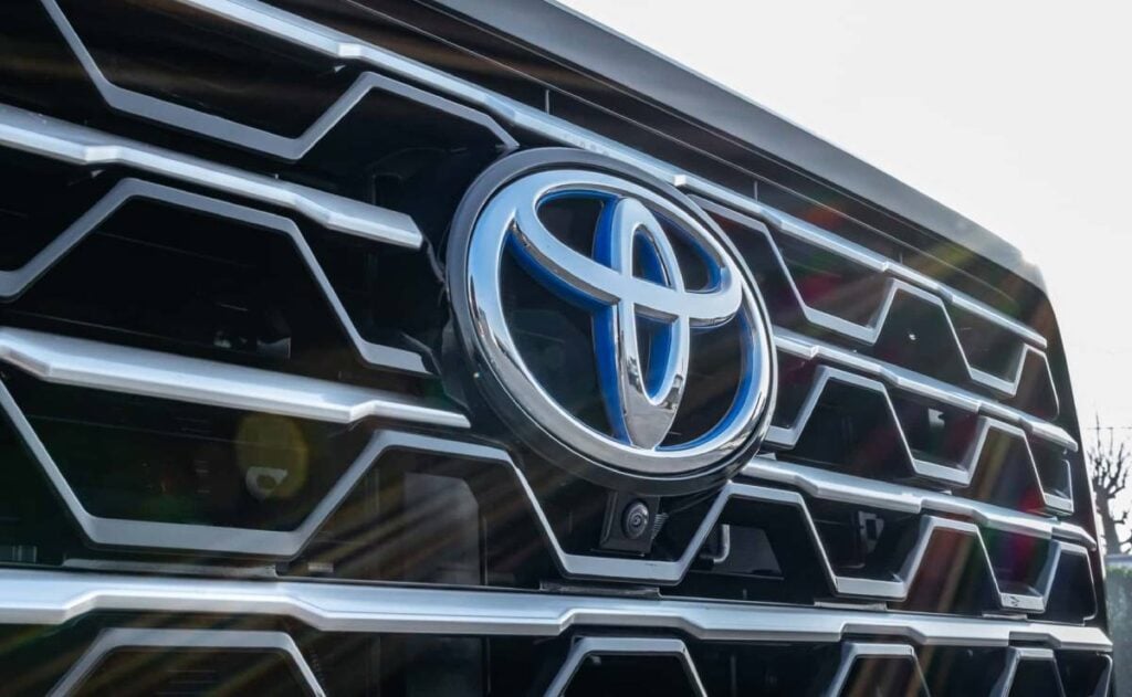 Una nueva pick up de Toyota más grande que Hilux podría llegar para ...