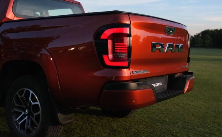 Llegó la nueva RAM Dakota y es más barata que Hilux: precios y ...