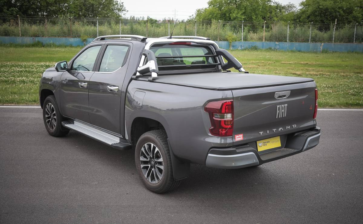 “Me subí con prejuicios y me sorprendió para bien”: analizamos la Fiat ...